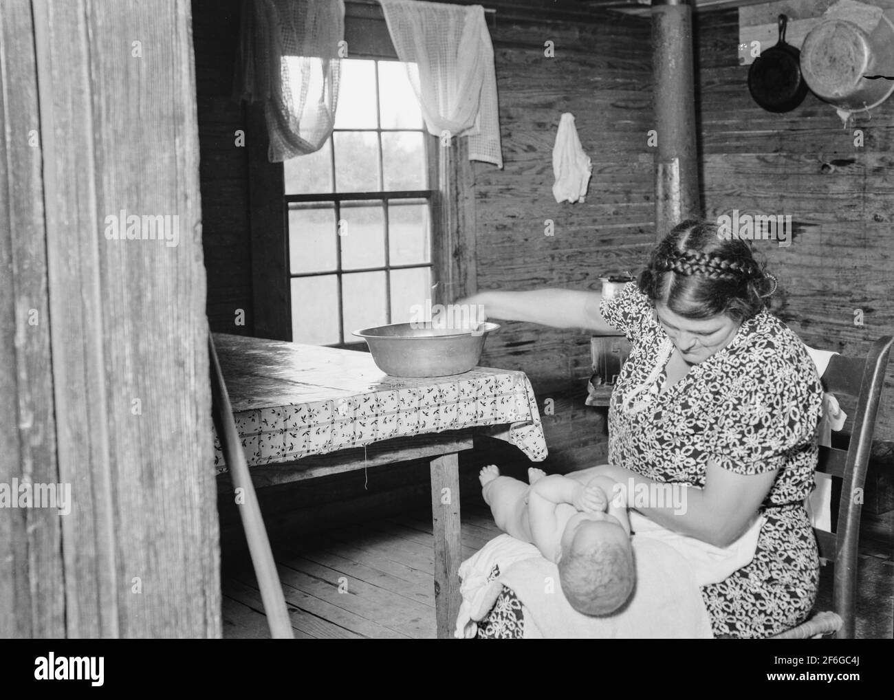 Child sharecropper hi-res stock photography and images - Alamy