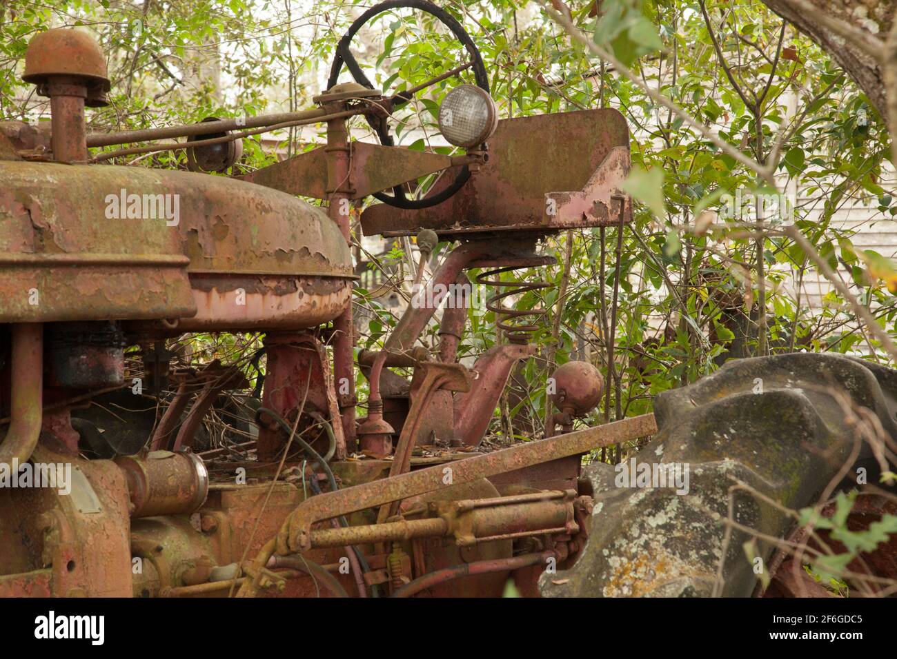 Old Rusty Farm Tractor Stock Photo - Alamy