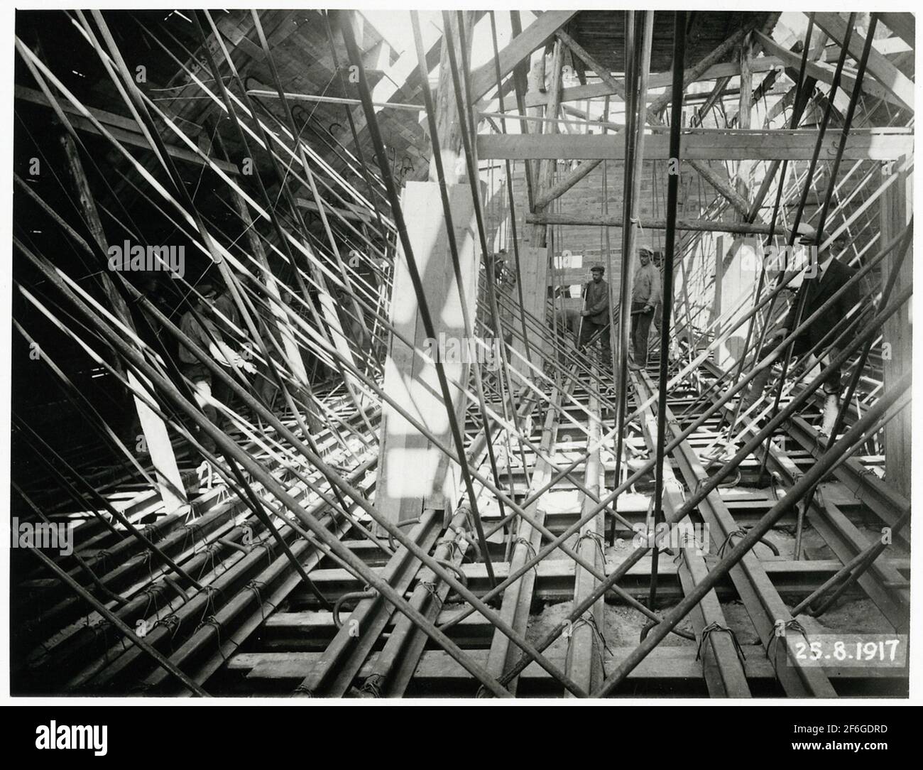Reinforcement of the base plate on the arch bridge (Nyåers Bridge) over ...