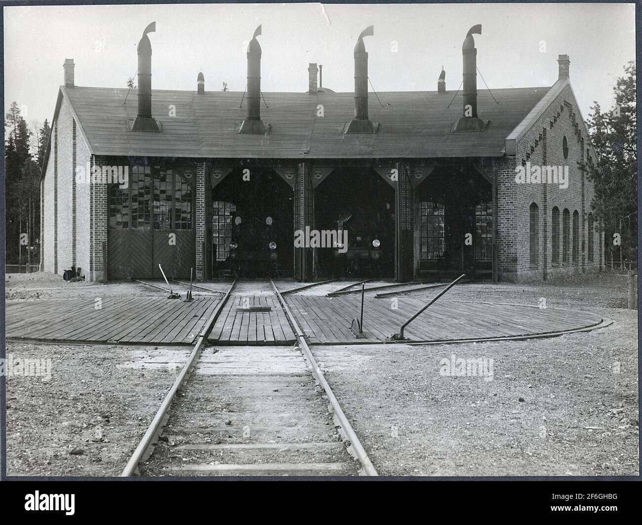 Locomotive stall at Ulriksfors. Steam LOCK SJ E 905 Stock Photo - Alamy