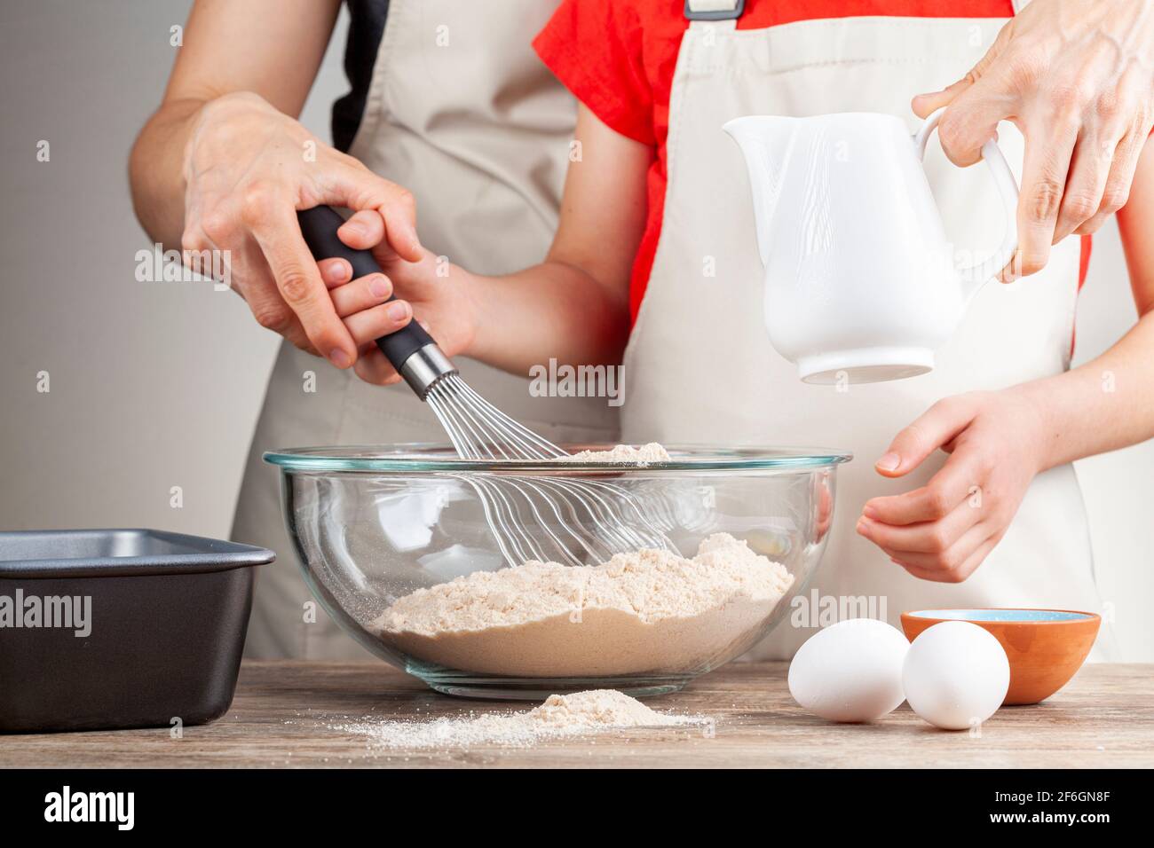 Wear flour High Resolution Stock Photography and Images - Alamy