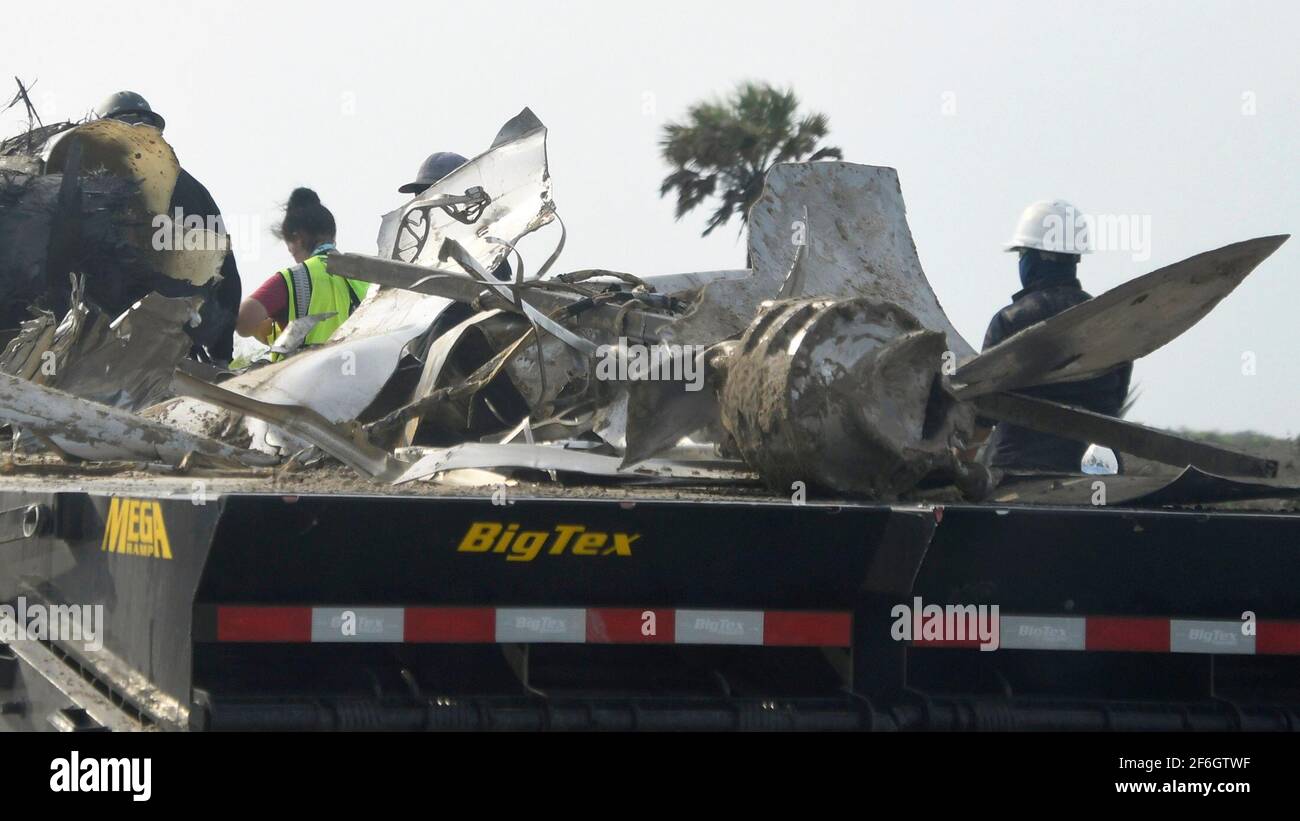 Spacex boca chica debris hi-res stock photography and images - Alamy