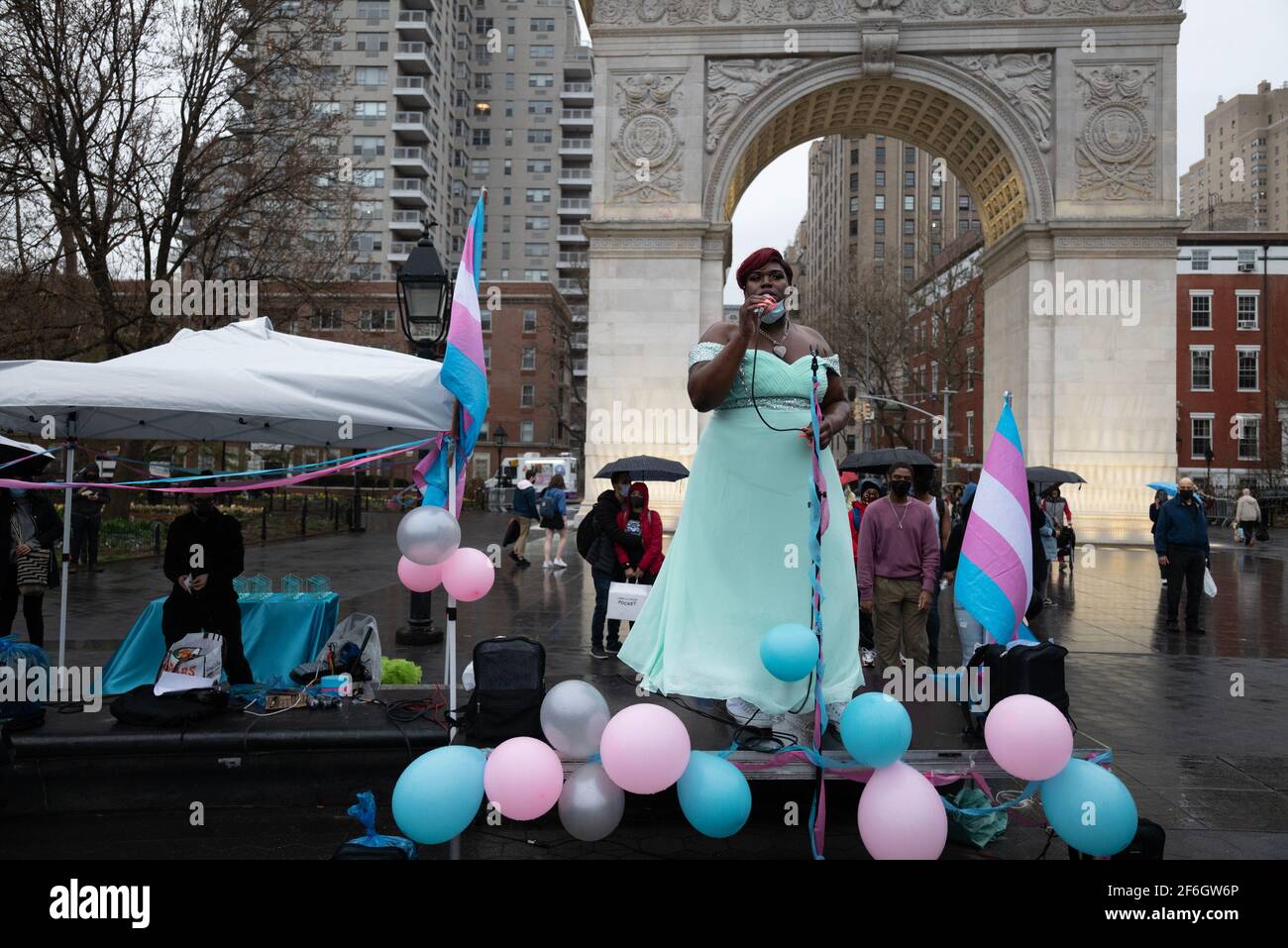 Qween hi-res stock photography and images - Alamy