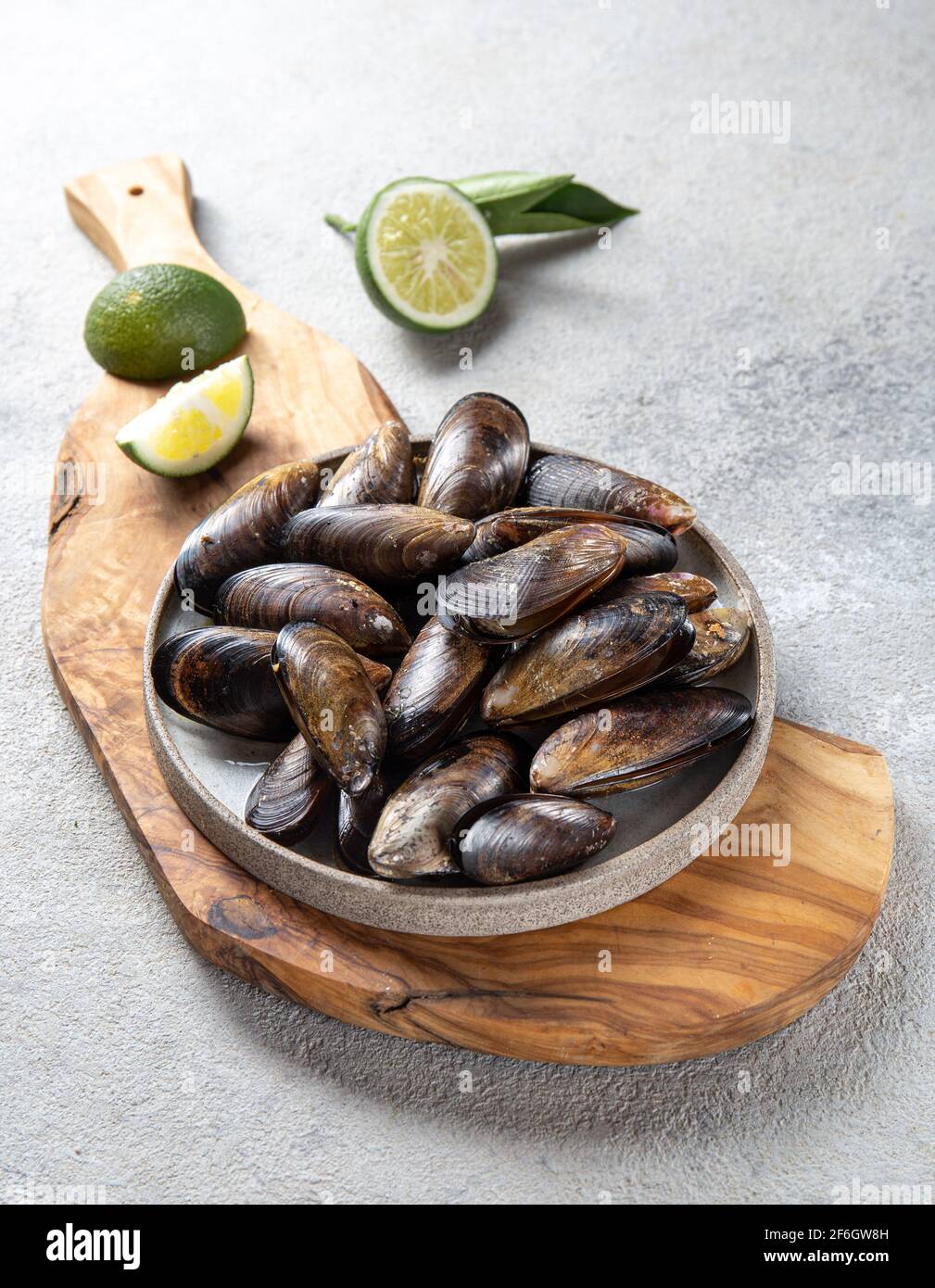 Copper fish italian hi-res stock photography and images - Alamy