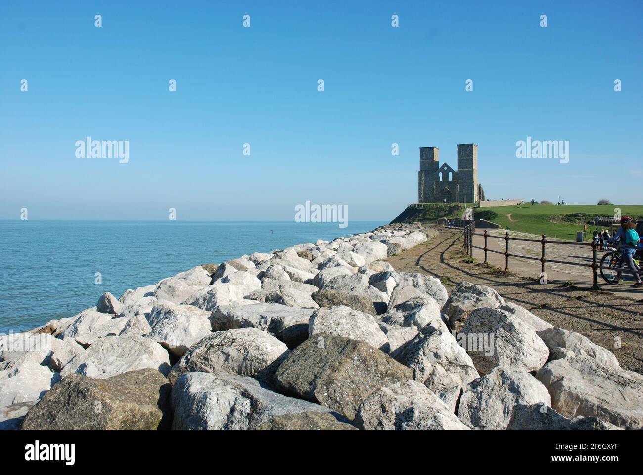 Reculver roman fort hi-res stock photography and images - Alamy