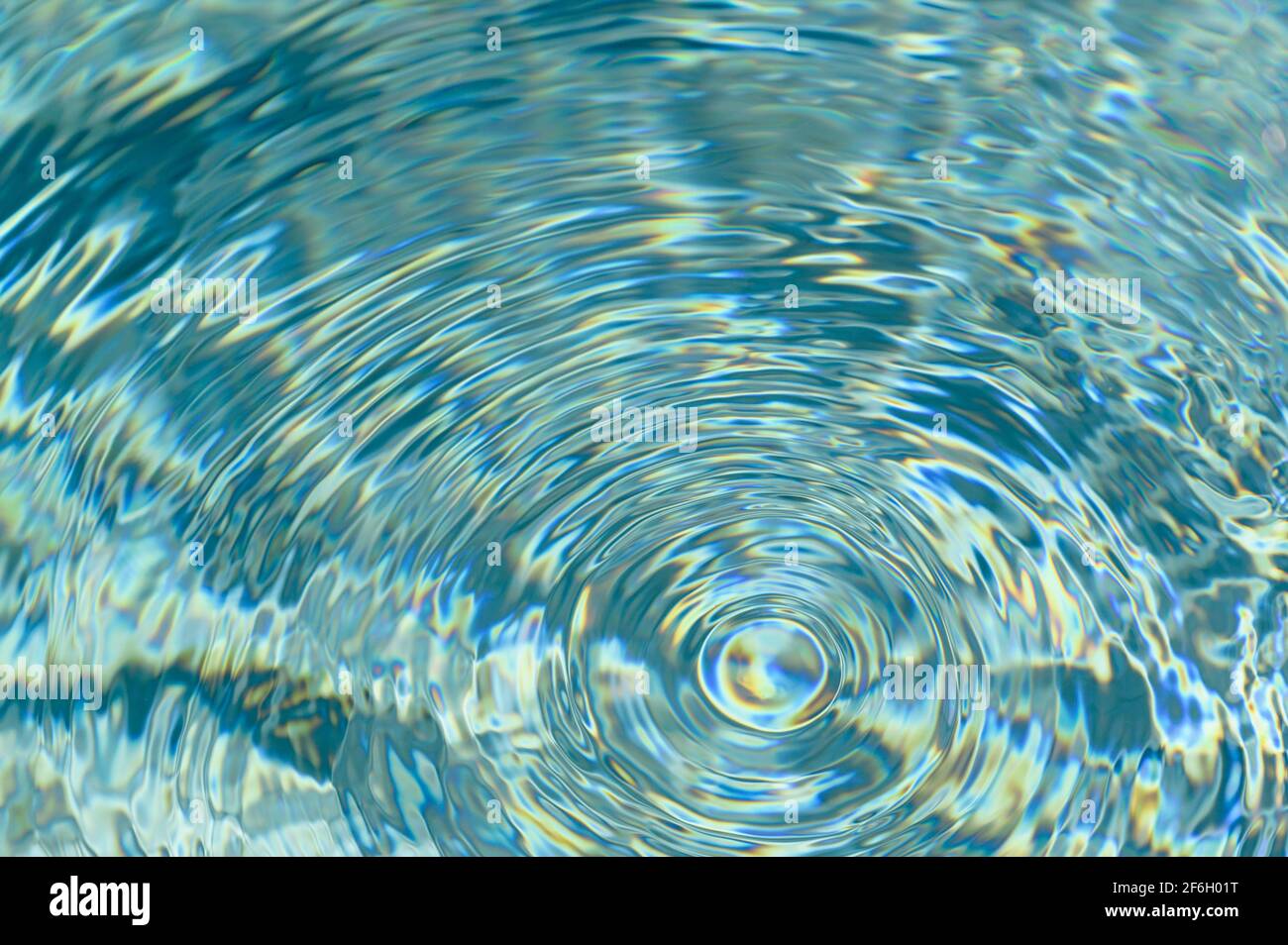 Concentric ripples on water surface Stock Photo - Alamy