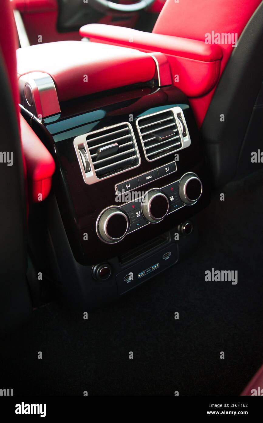 Range rover seats hi-res stock photography and images - Alamy