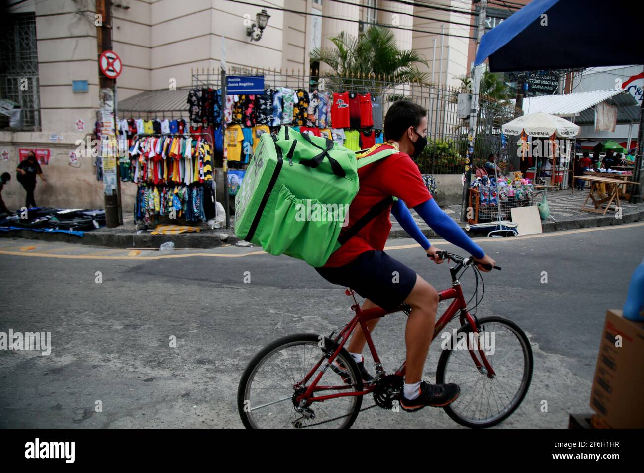 Uber driver coronavirus hi-res stock photography and images - Alamy