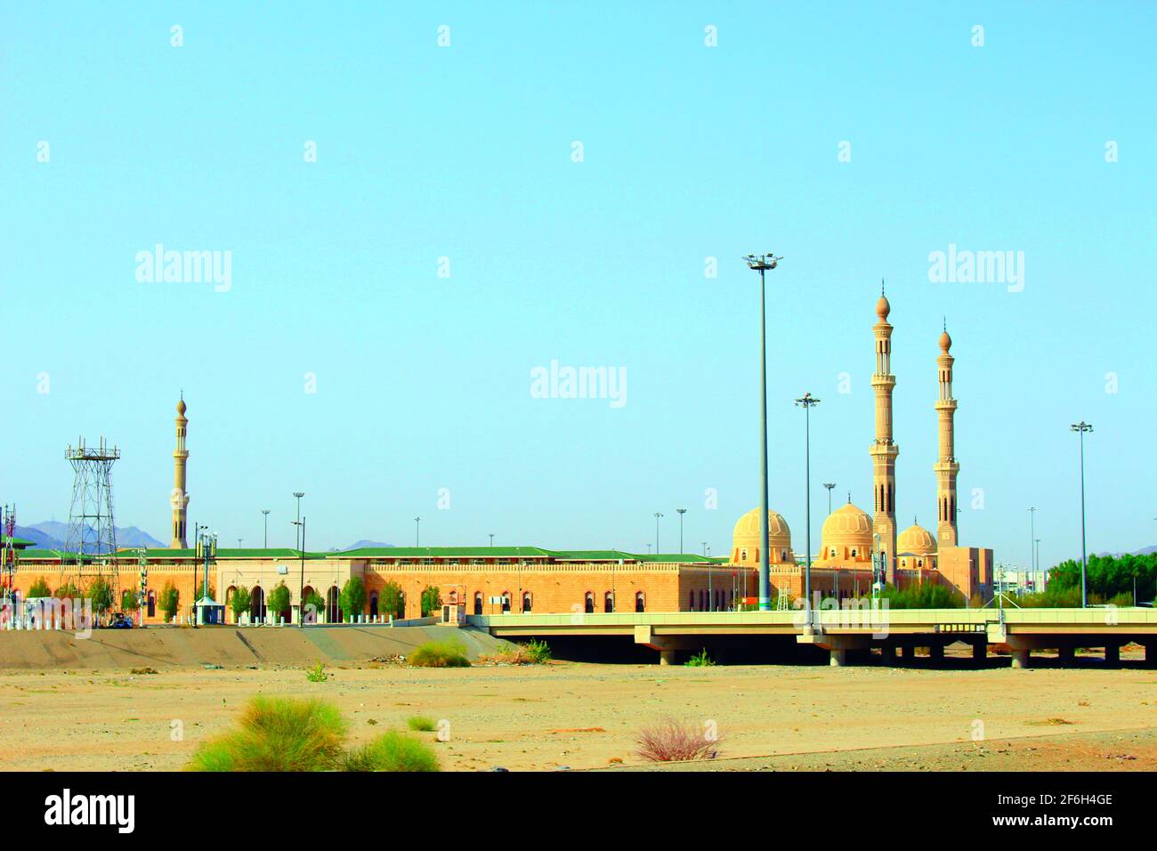 masjid al namirah arafah Stock Photo - Alamy