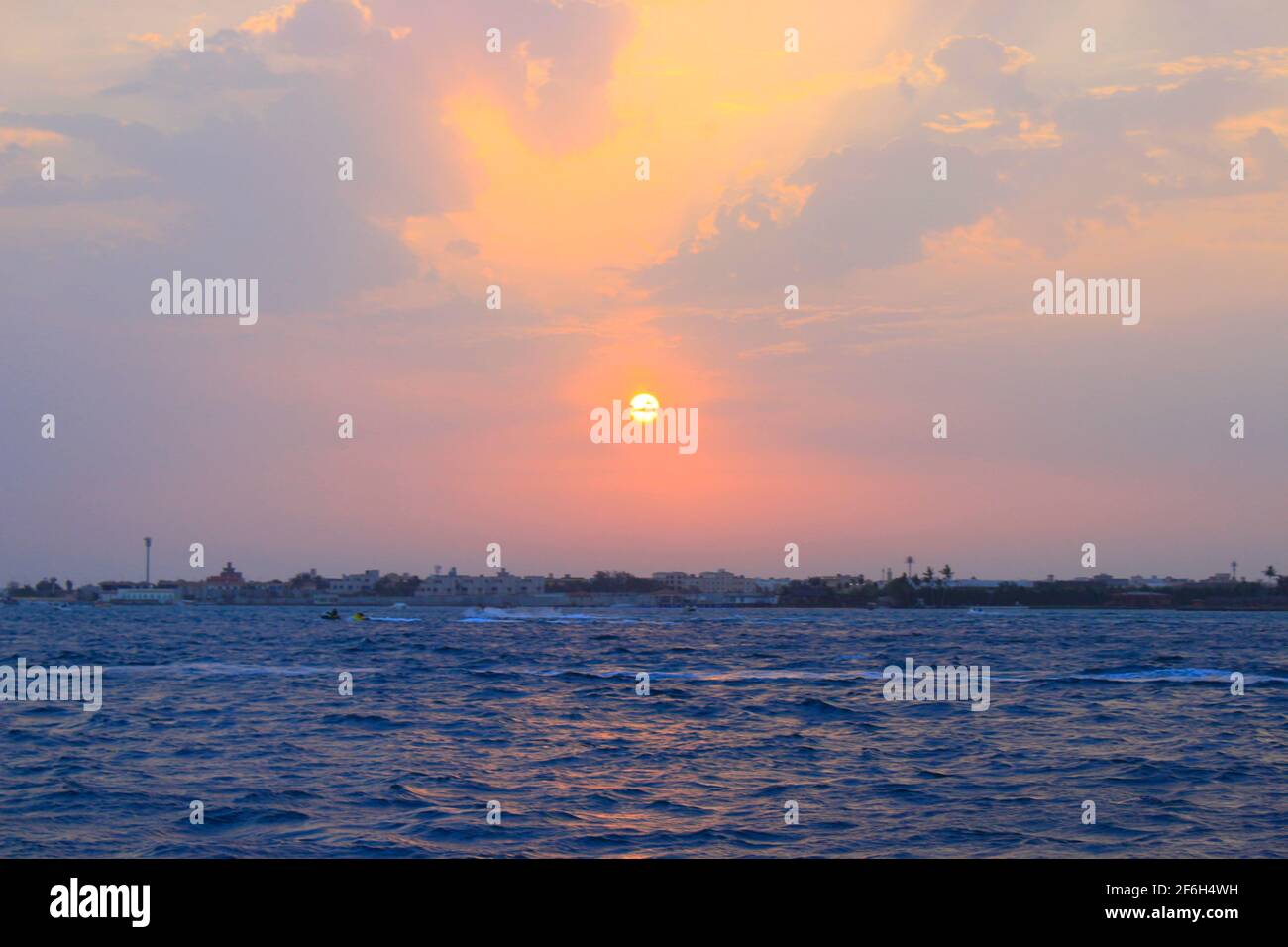 Jeddah sunset over red sea hi-res stock photography and images - Alamy