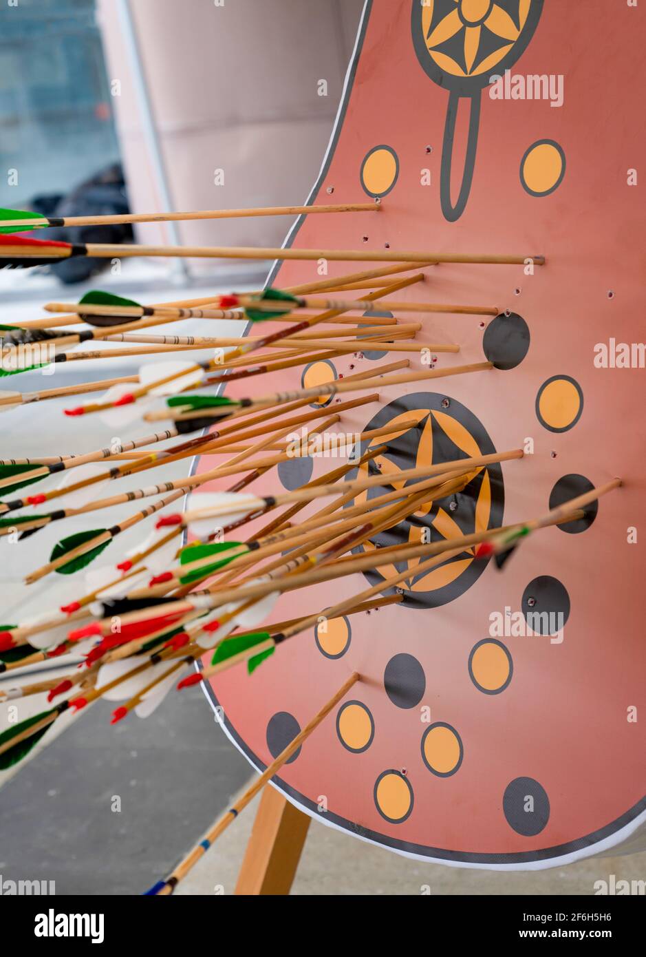 Arc with arrows hi-res stock photography and images - Alamy