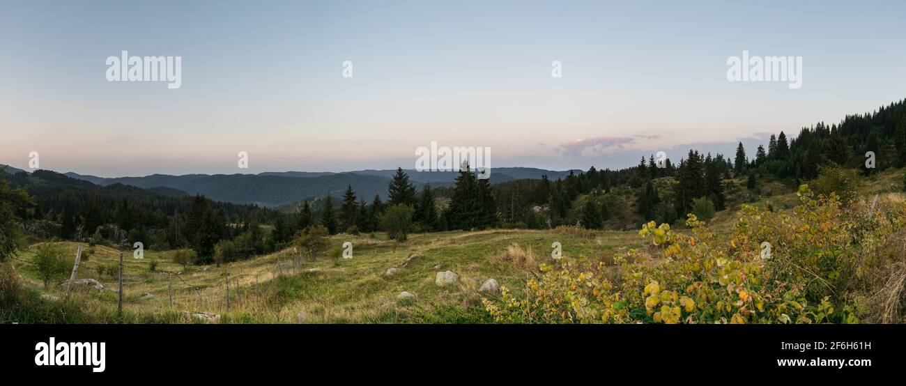 Epic panorama hi-res stock photography and images - Alamy