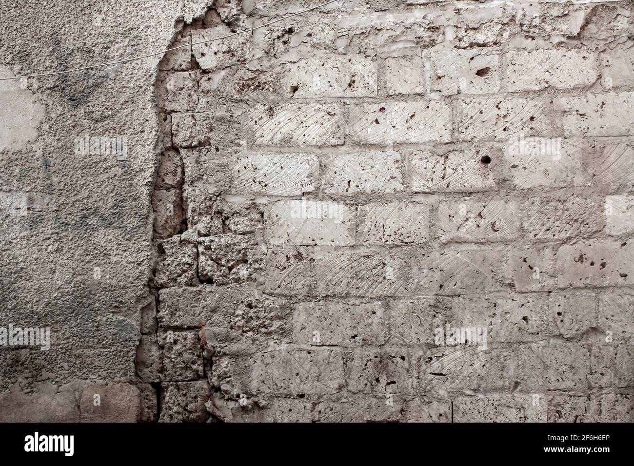 old wrick wall texture in historiocal city jeddah Stock Photo - Alamy