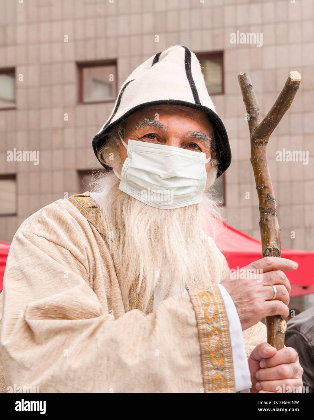 Young man in suit antique hi-res stock photography and images - Alamy