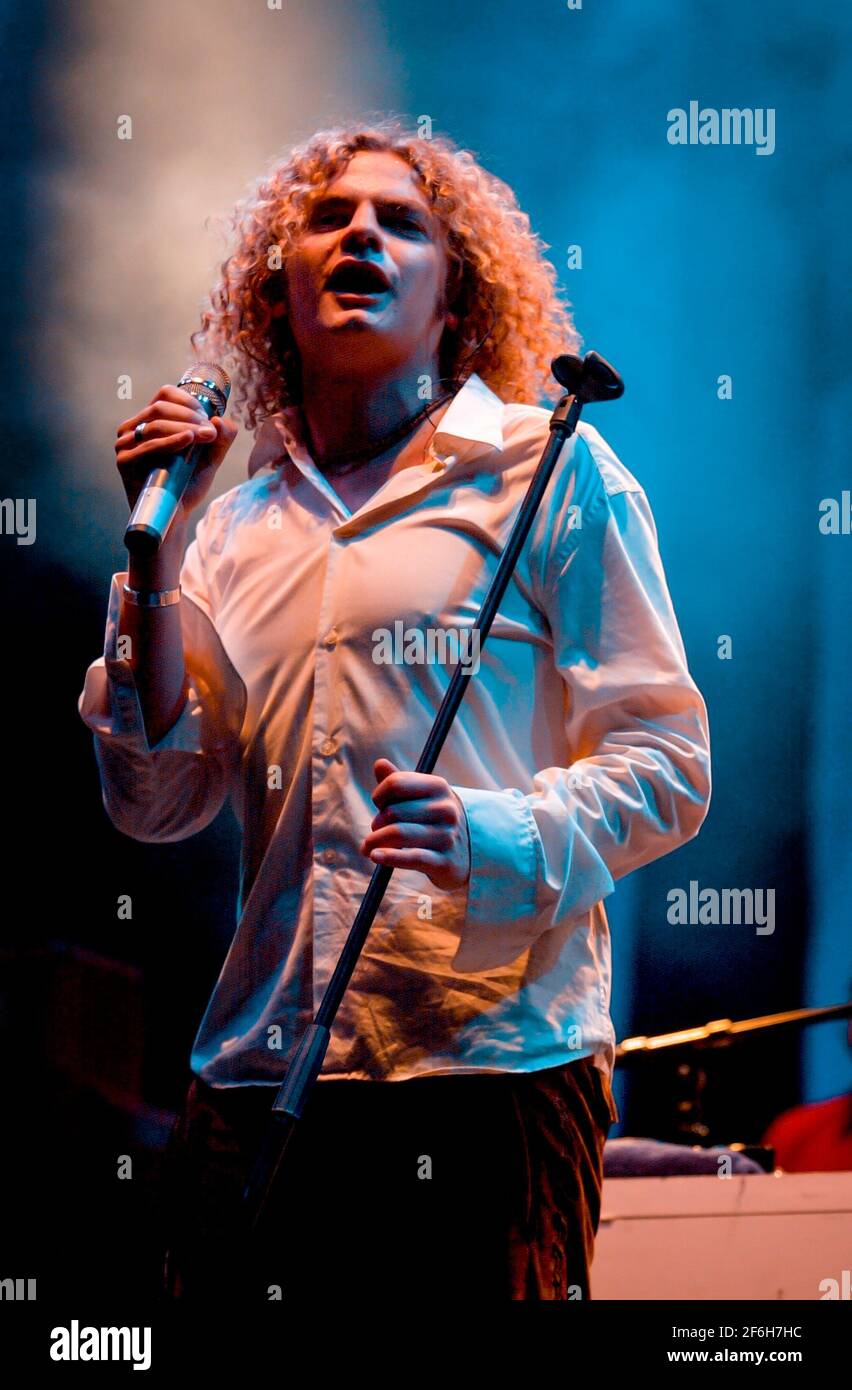 Joseph washbourn musician hi-res stock photography and images - Alamy