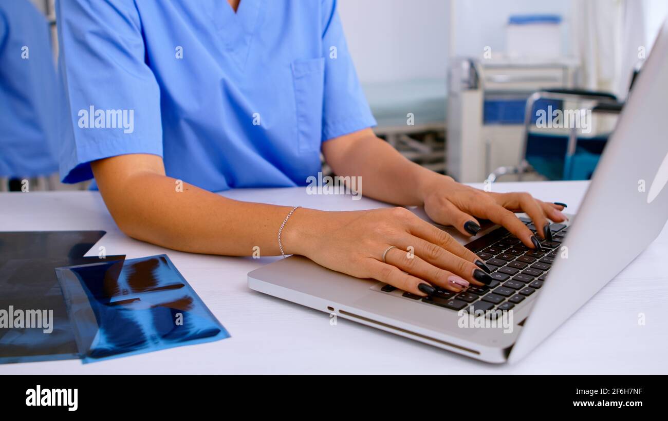 X ray hands on keyboard hi-res stock photography and images - Alamy