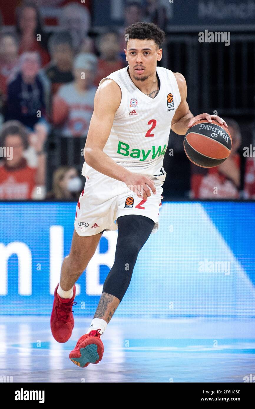 Fenerbahce basketball hi-res stock photography and images - Alamy