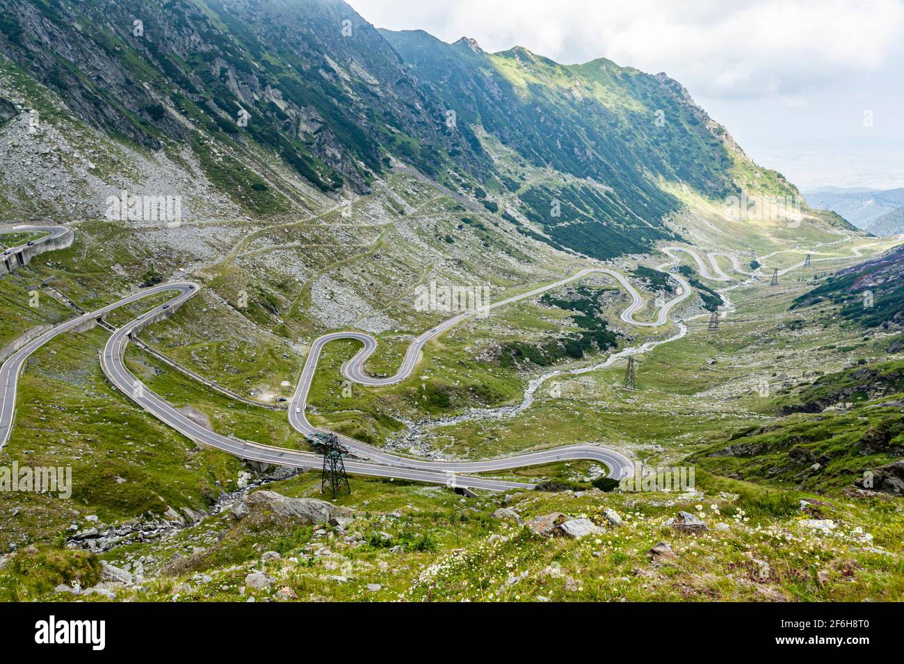 The winding Transfagarasan Highway, over the Carpathian Mountains ...