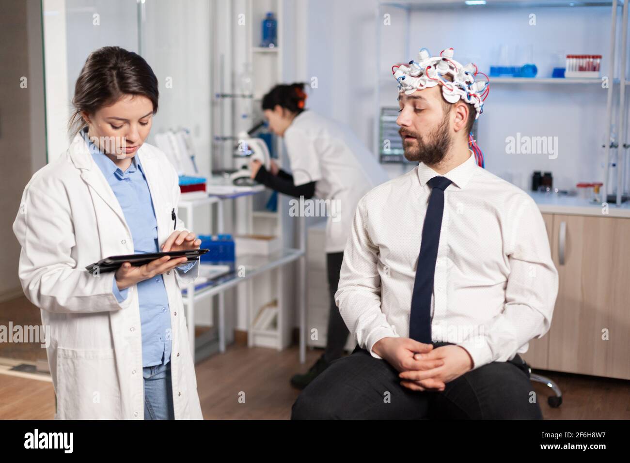 Neurological research scientist hi-res stock photography and images - Alamy