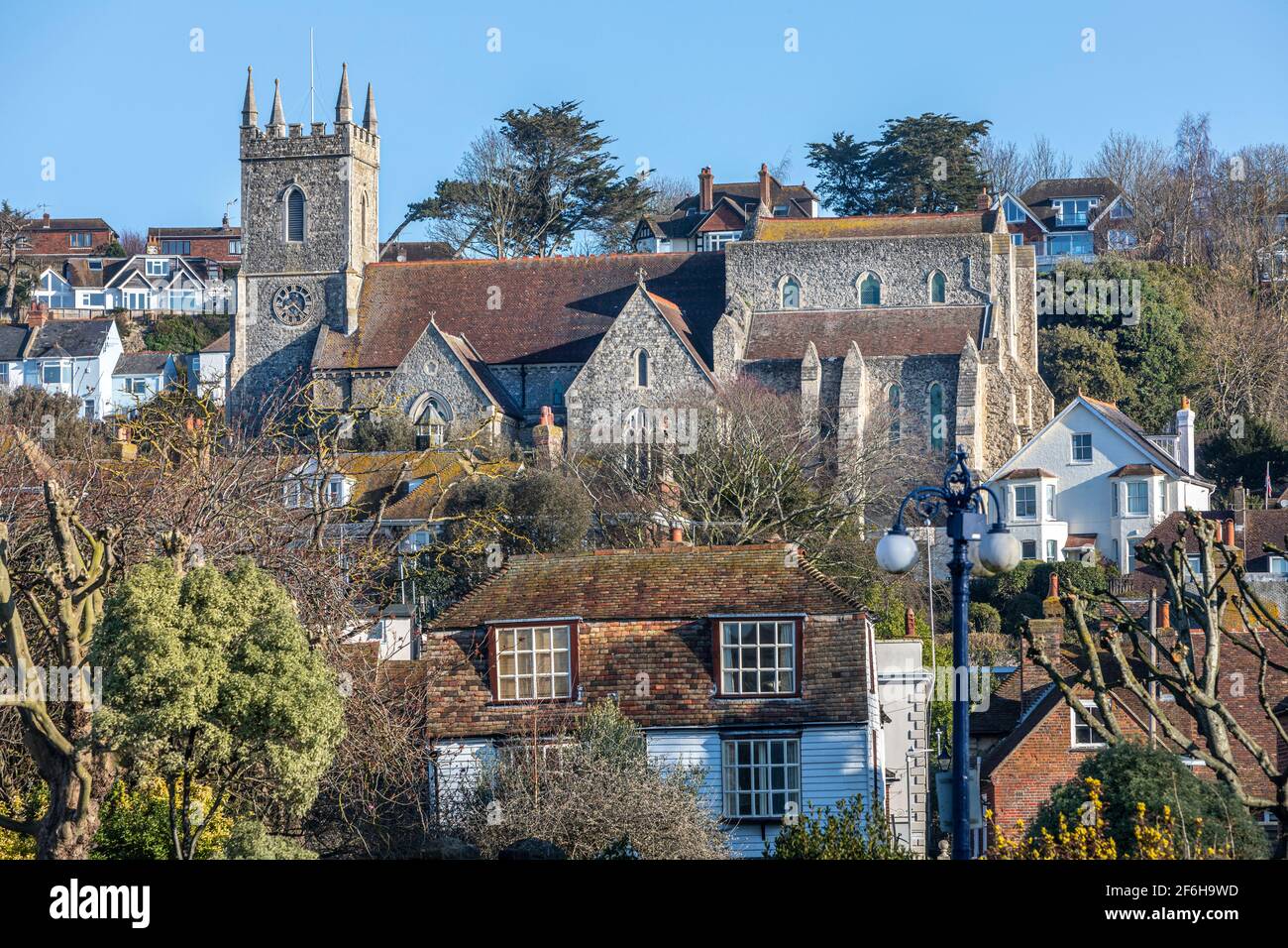 The church of St Leonard, Hythe, kent Stock Photo - Alamy