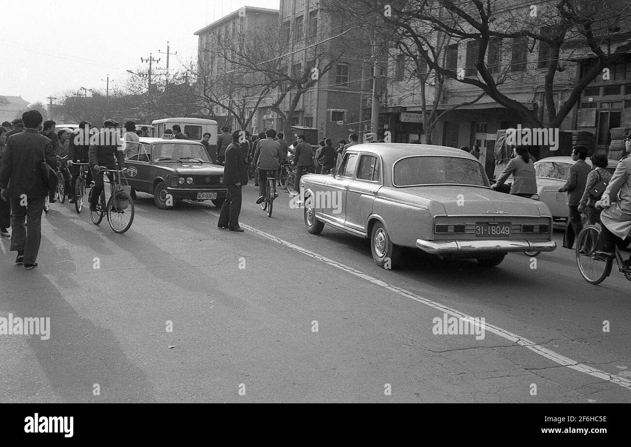 Traffic in Beijing China 1985 Stock Photo - Alamy