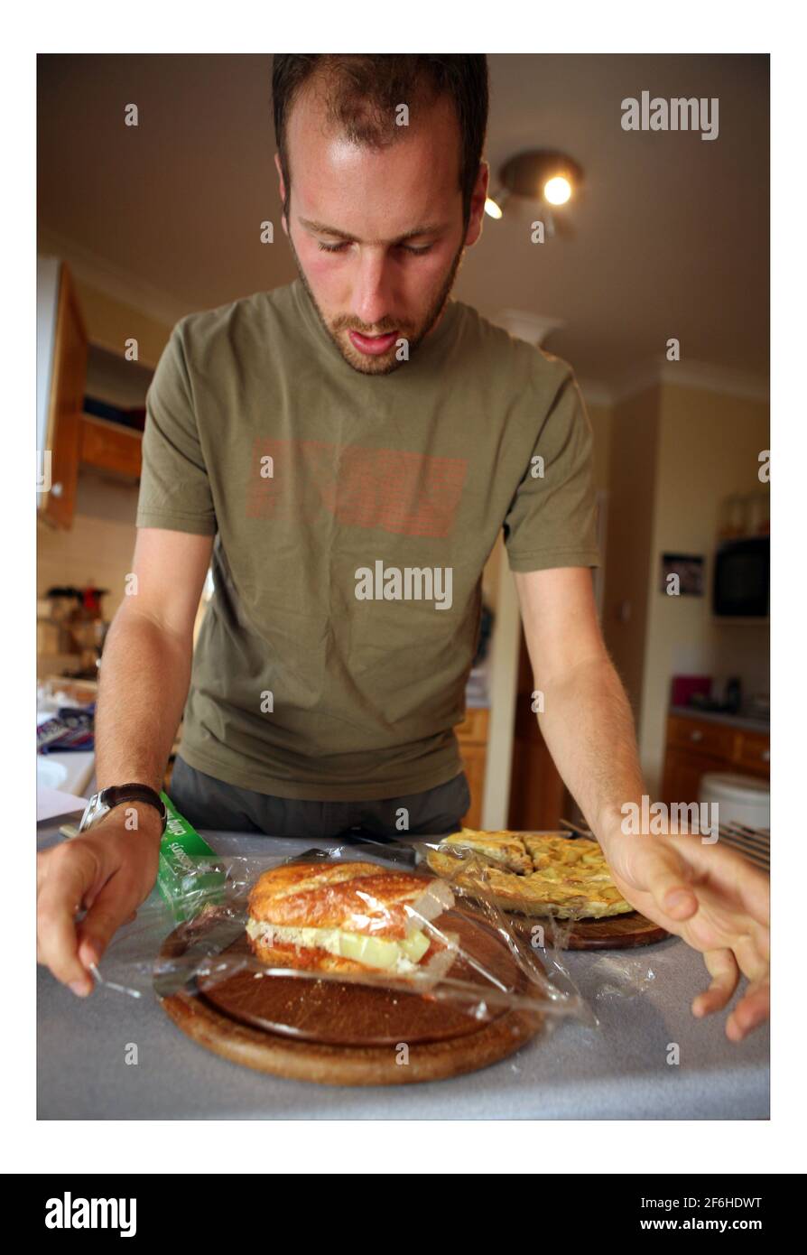 Simon Usborne cooks a pack lunch and eats in the office. Tuna and Onion ...