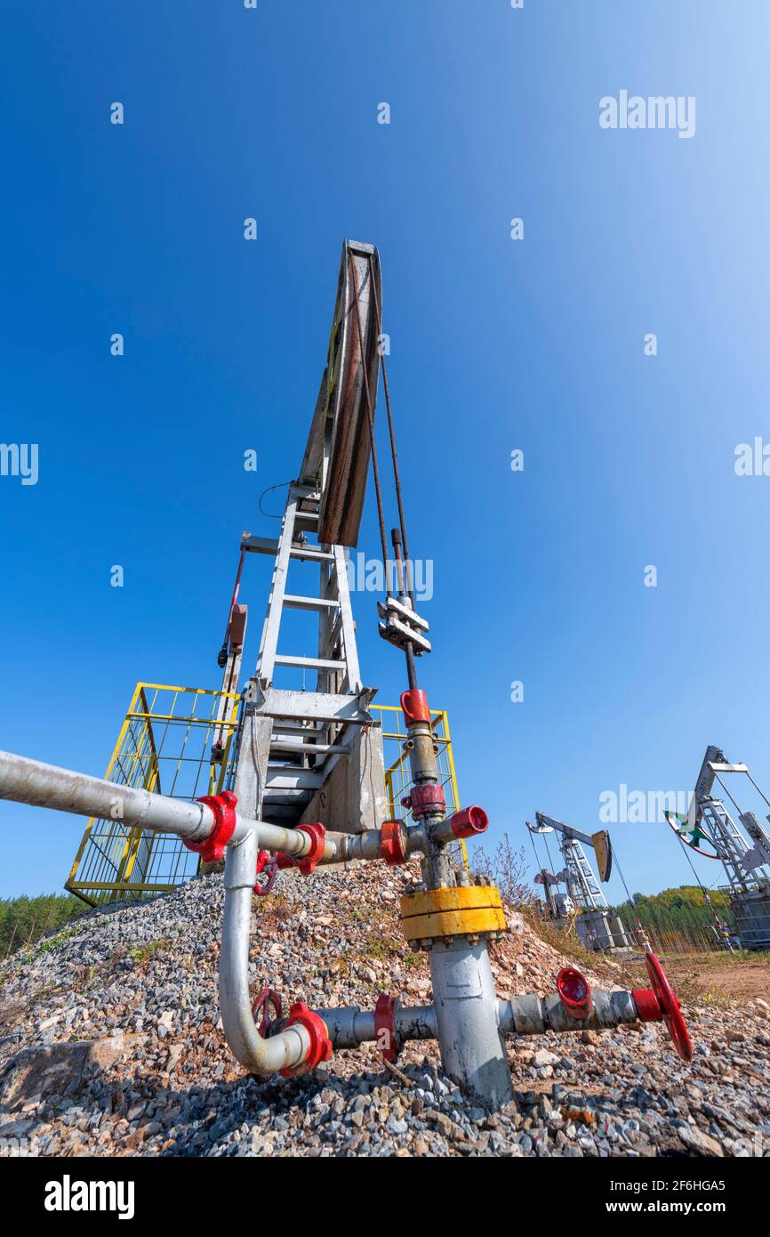 Pipeline junction hi-res stock photography and images - Alamy