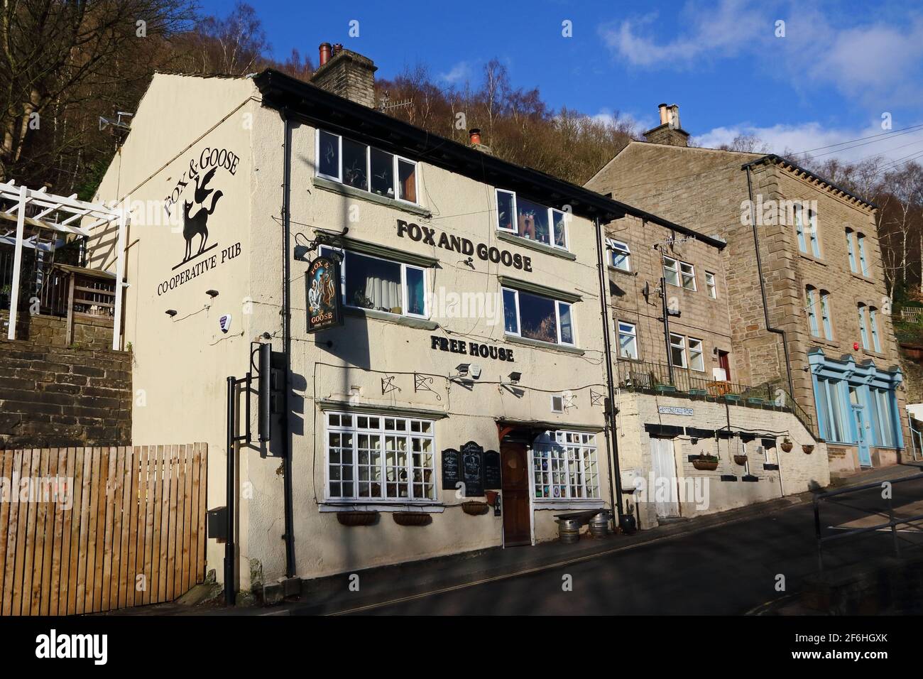 Goose pub hi-res stock photography and images - Alamy