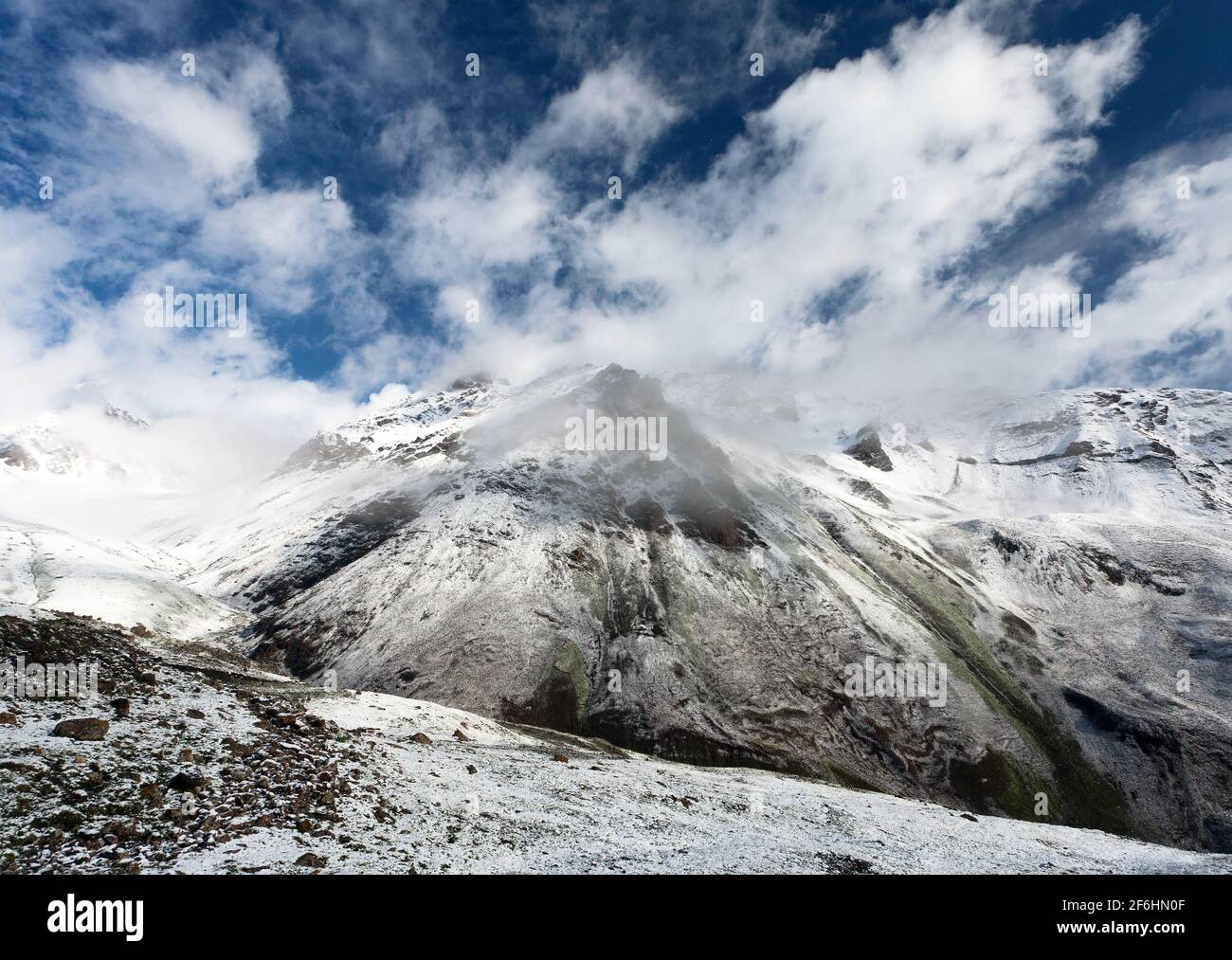 Mount ridge hi-res stock photography and images - Alamy