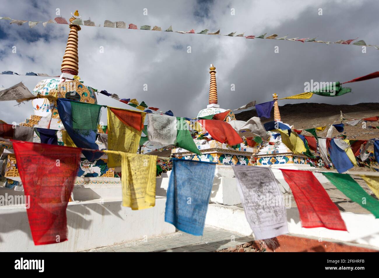 Prayer flags with stupas - Kunzum La pass - Himachal Pradesh - India ...