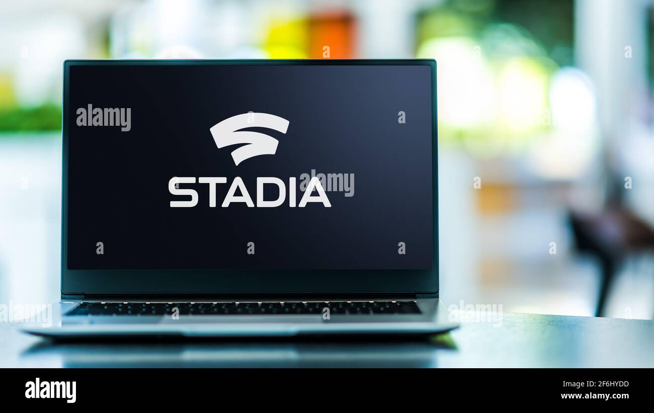 Pol gaming hi-res stock photography and images - Alamy