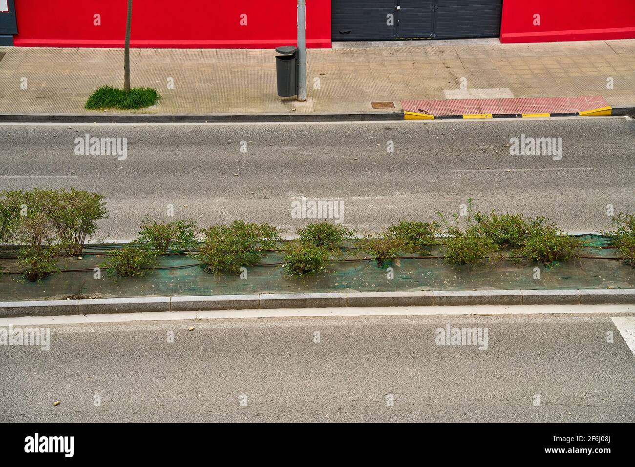 Wall thrown structure hi-res stock photography and images - Alamy