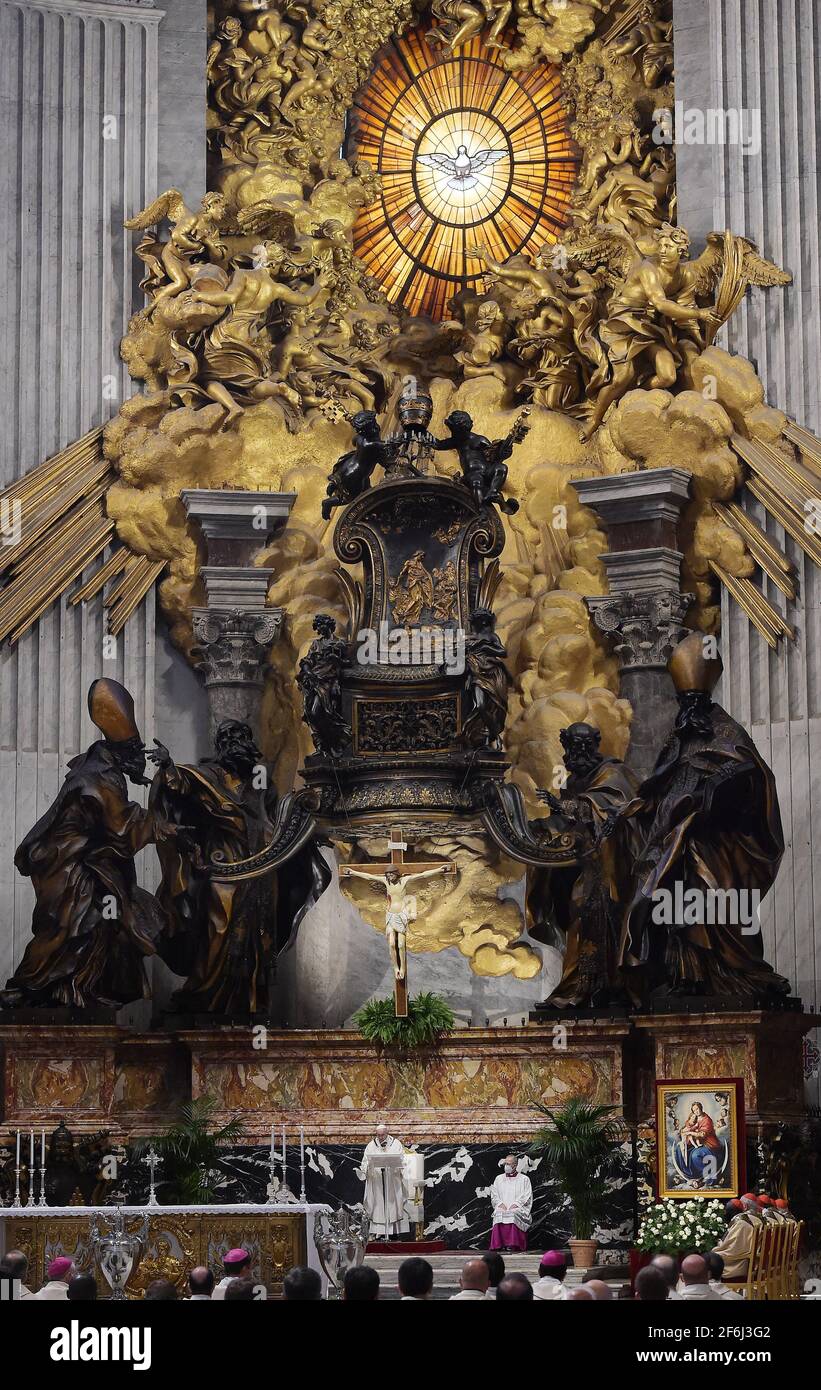 Pope Francis celebrates Chrism Mass on Holy Thursday in St. Peter's ...