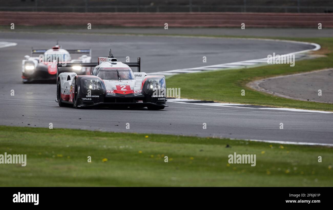 02 BERNHARD Timo (deu), HARTLEY Brendon (nzl), BAMBER Earl (nzl), Porsche 919 hybrid lmp1 team ...