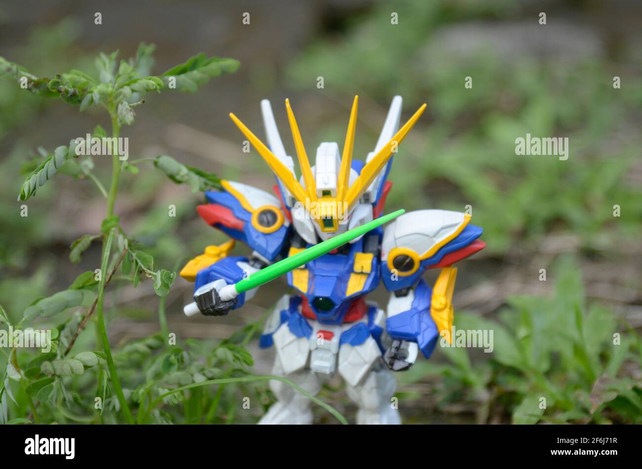 Gunpla hi-res stock photography and images - Alamy