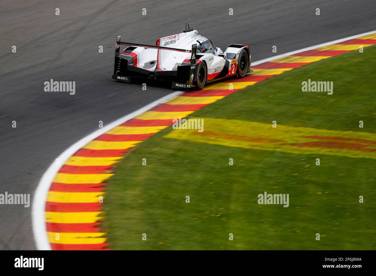 02 BERNHARD Timo (deu), HARTLEY Brendon (nzl), BAMBER Earl (nzl), Porsche 919 hybrid lmp1 team ...
