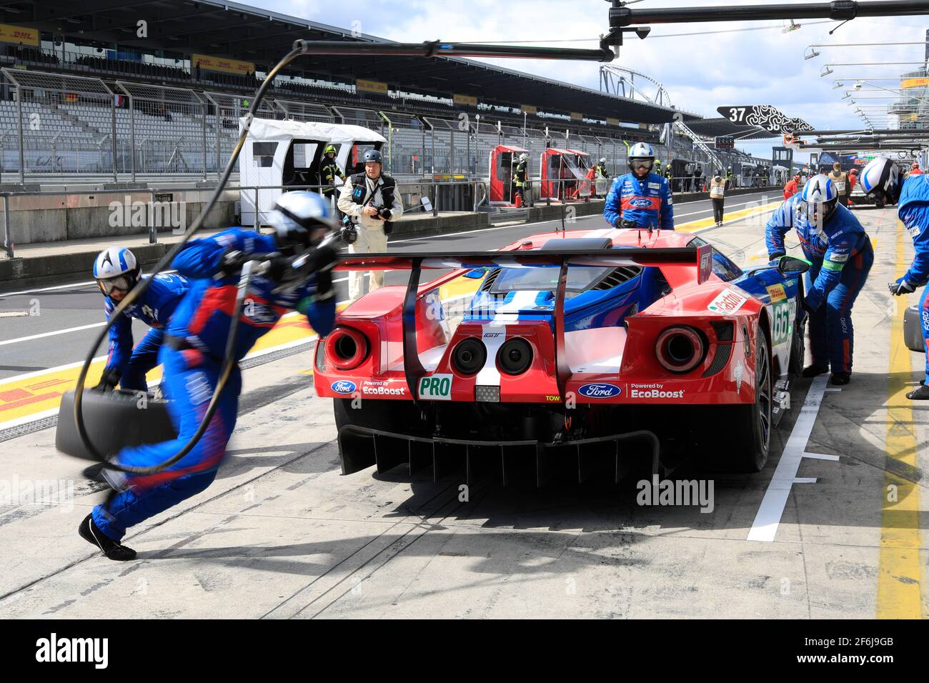 66 MUCKE Stefan (ger), PLA Olivier (fra), Ford GT team Ford Chip ...