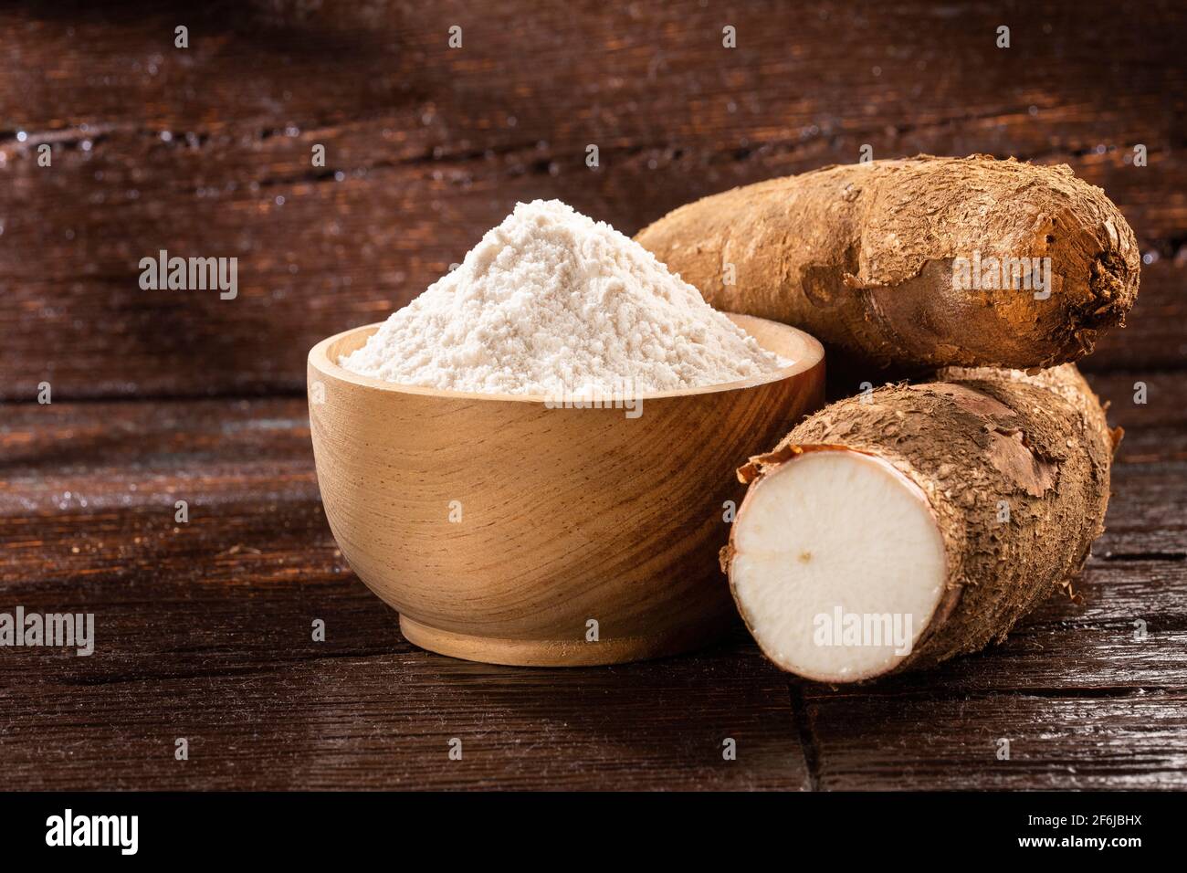 Raw yucca starch - Manihot esculenta Stock Photo - Alamy