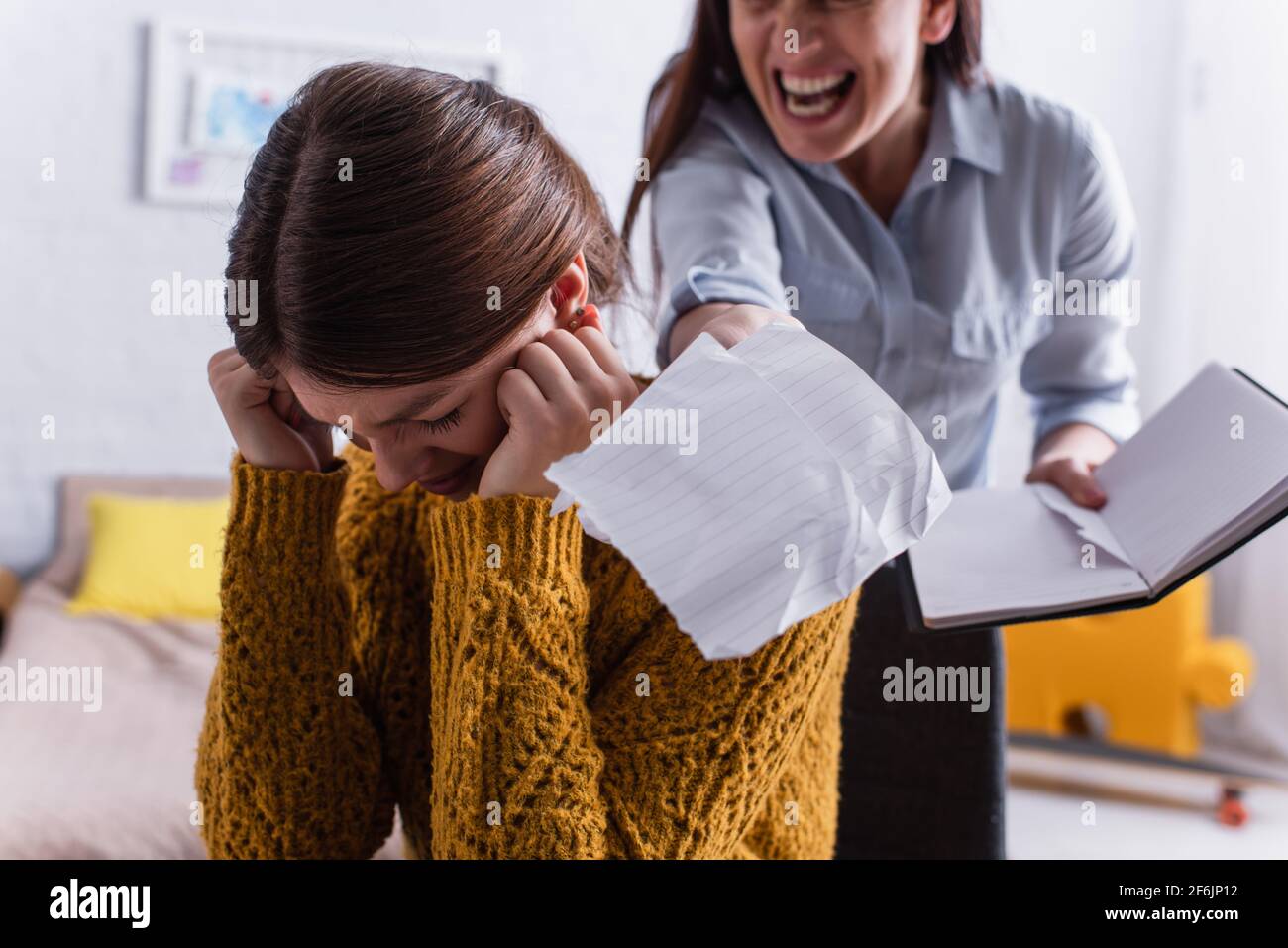 Rip scared hi-res stock photography and images - Alamy