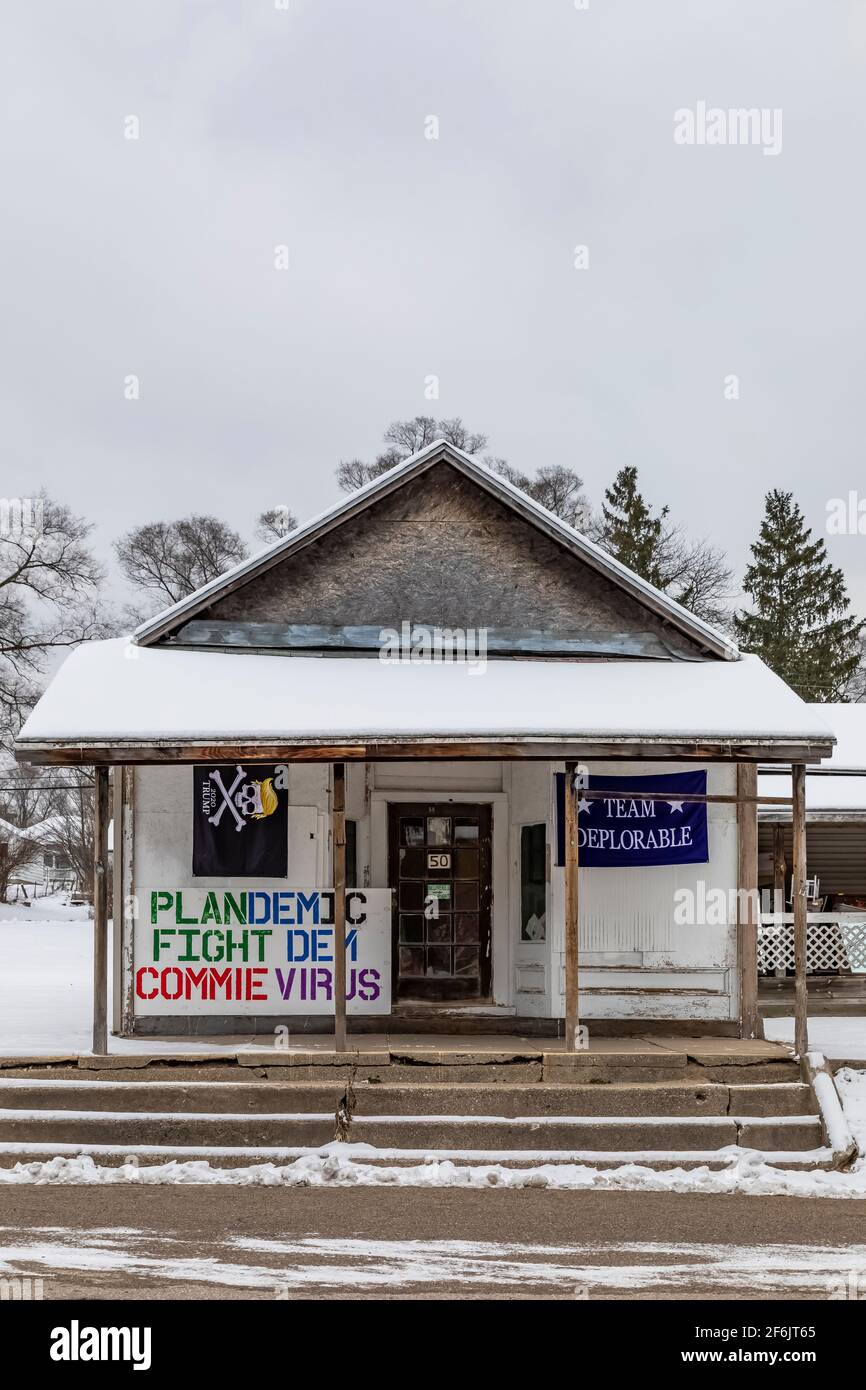 Political signs home united states hi-res stock photography and images ...