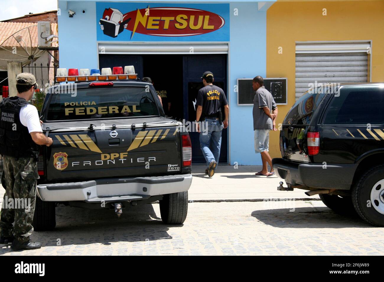 salvador, bahia / brazil - february 19, 2008: Federal Police agents are ...
