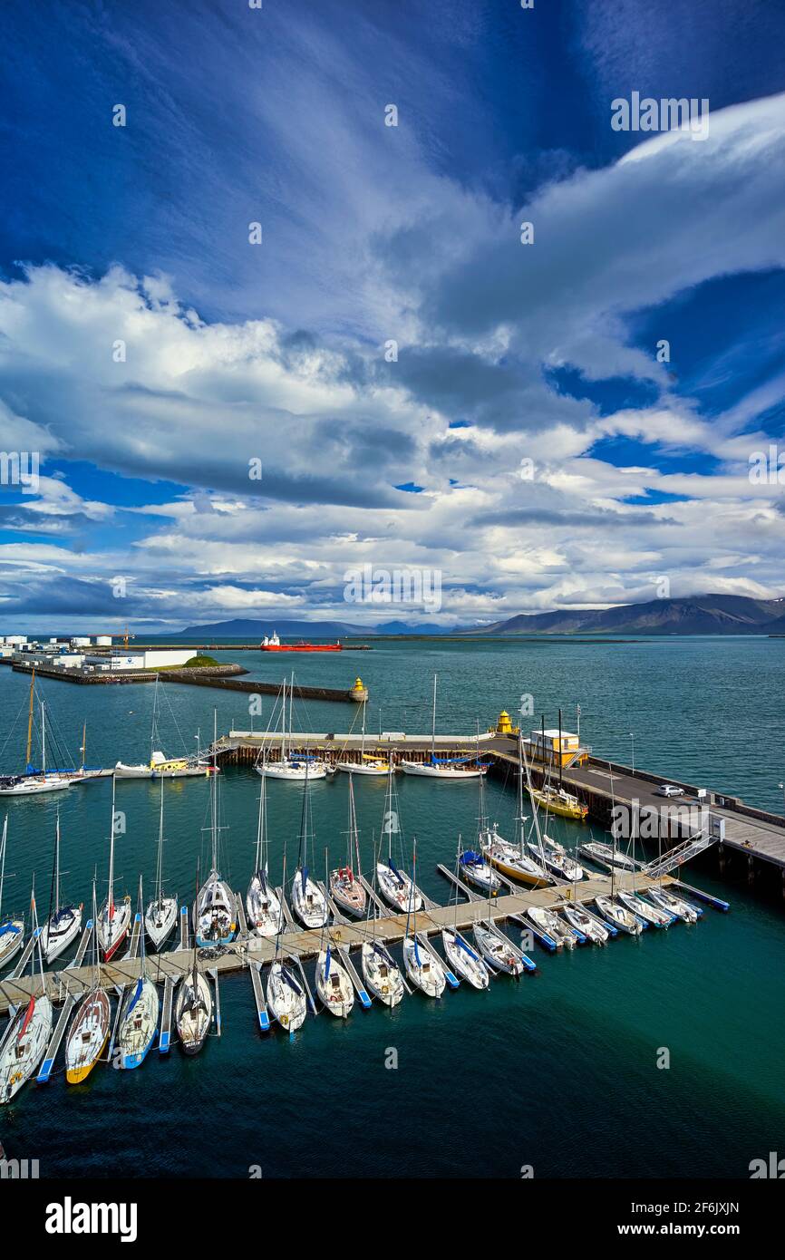 Reykjavik harbor iceland hi-res stock photography and images - Alamy