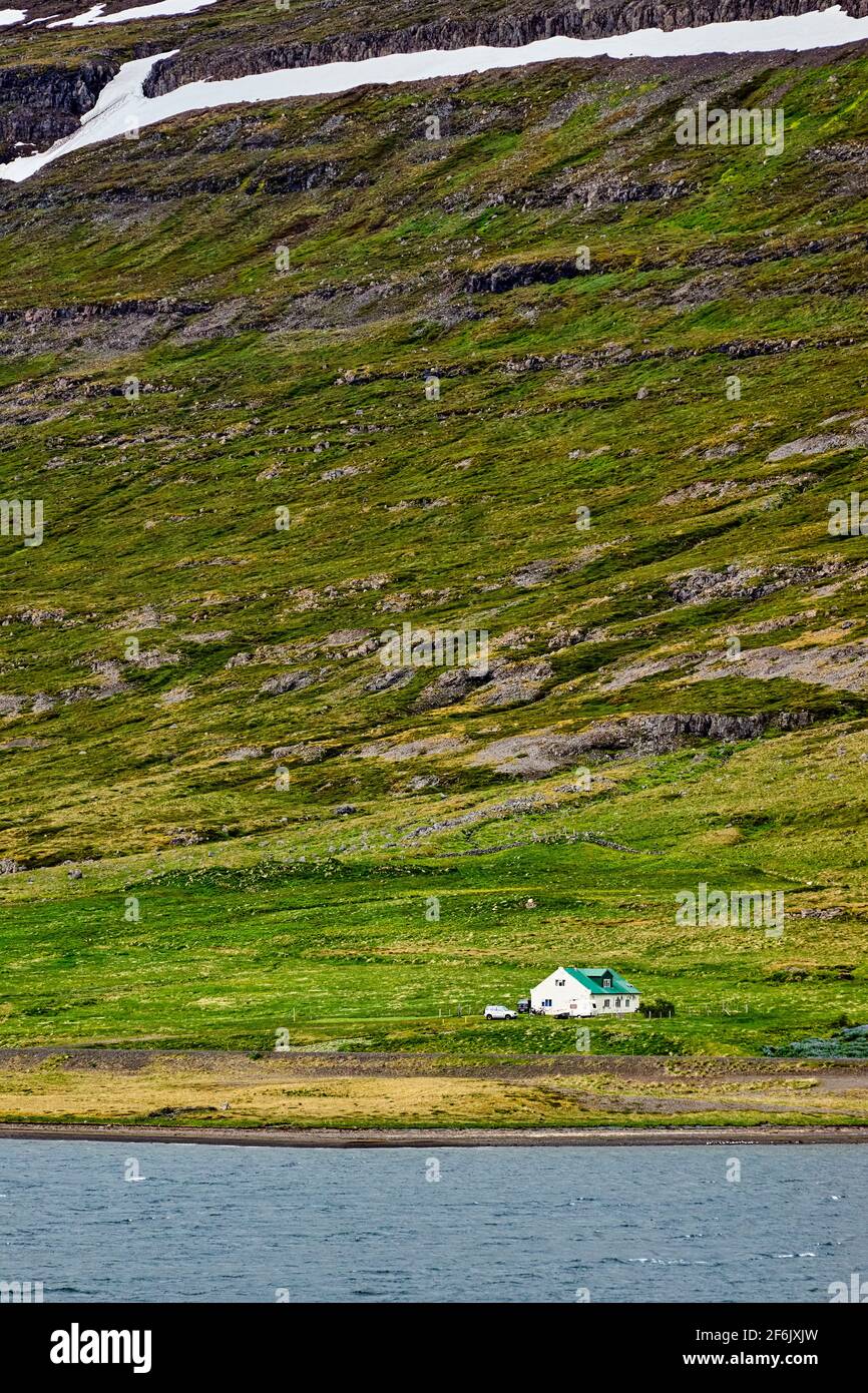 Isolated landforms hi-res stock photography and images - Alamy