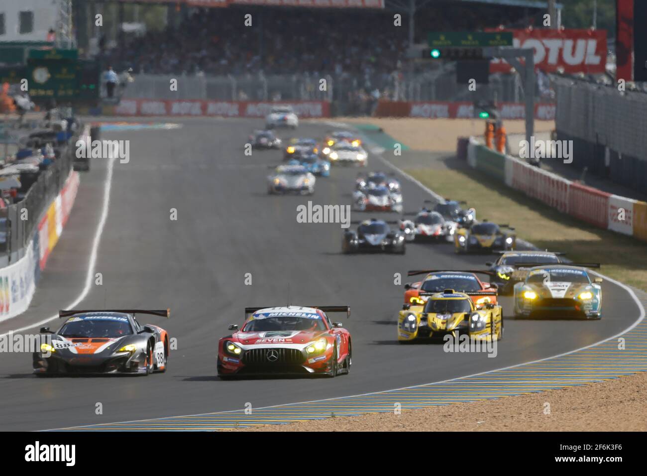 Team garage 59 hi-res stock photography and images - Alamy