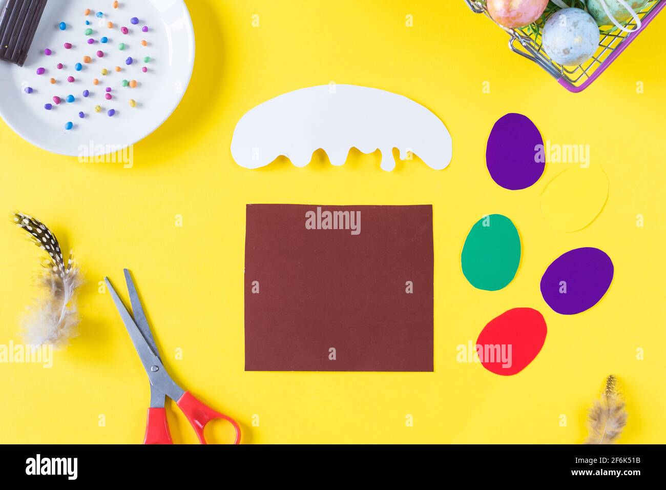 How to make an Easter card. Step-by-step photo instructions. Step 2 cut ...