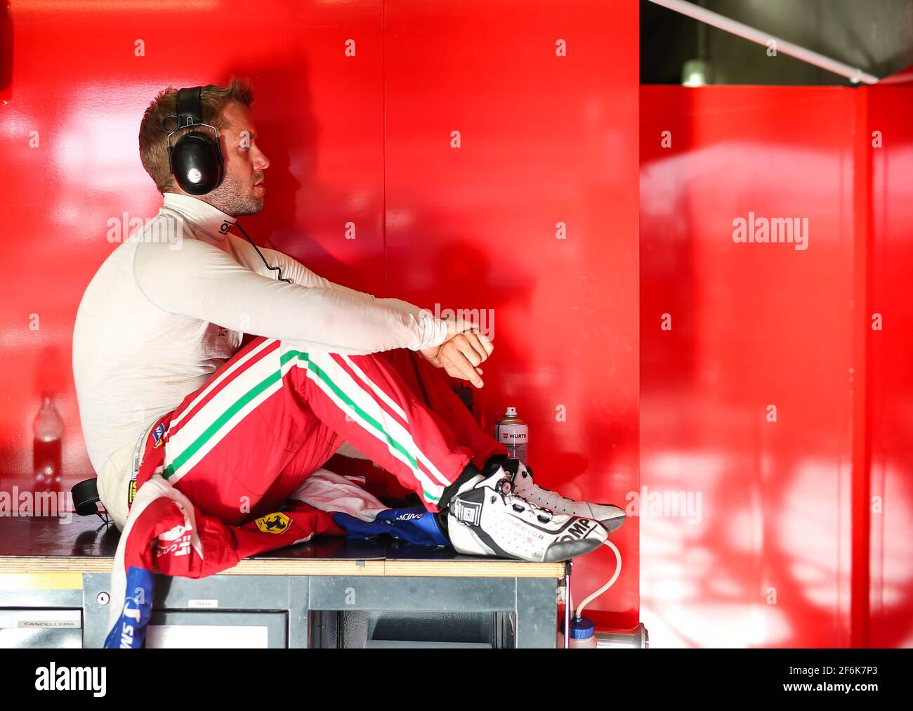 Ferrari 488 gte le mans 2017 hi-res stock photography and images - Alamy