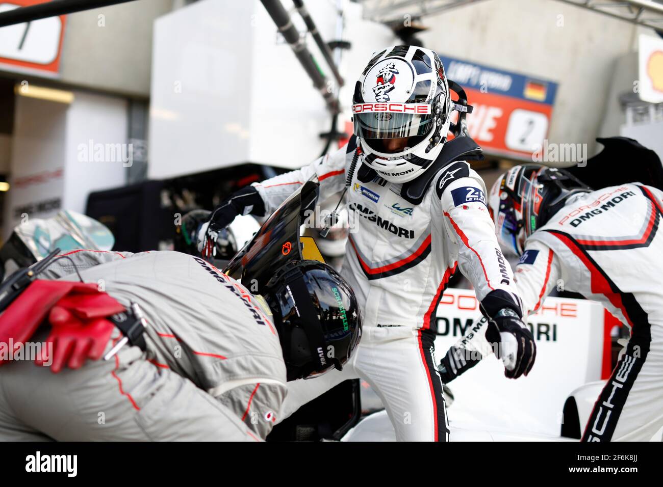 LOTTERER André (ger), Porsche 919 hybrid lmp1 team Porsche, ambiance ...