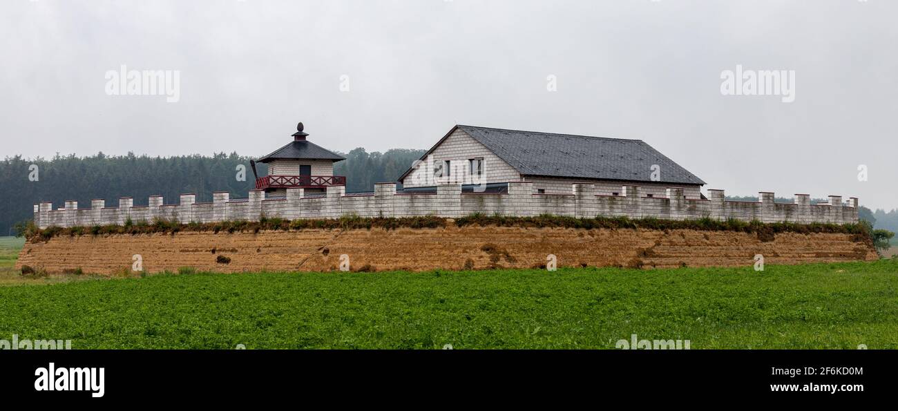 Pohl germany castle hi-res stock photography and images - Alamy