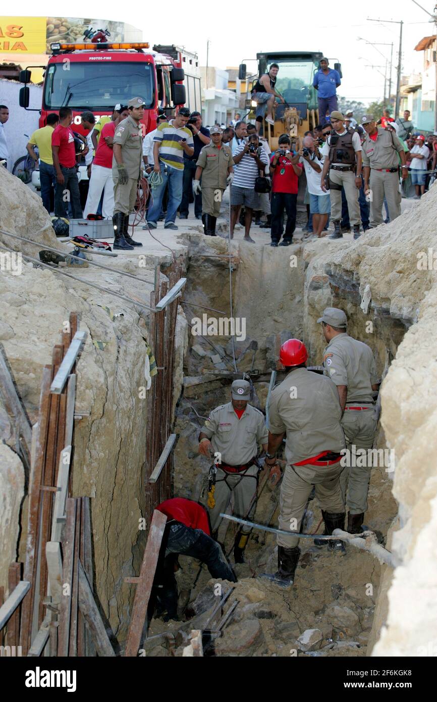 Drainage ditch slope hi-res stock photography and images - Alamy