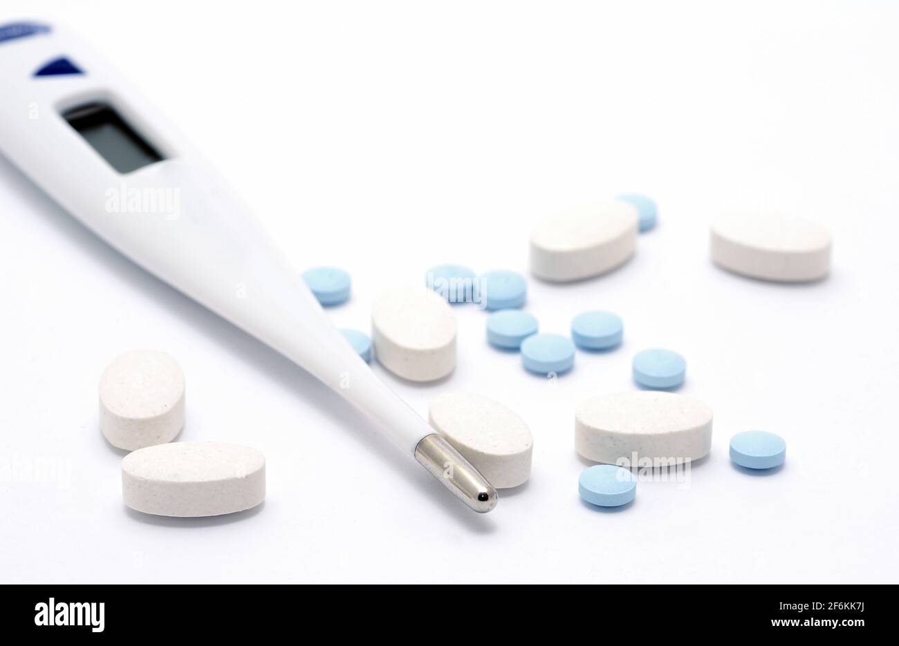 Pharmaceutical thermometer hi-res stock photography and images - Alamy